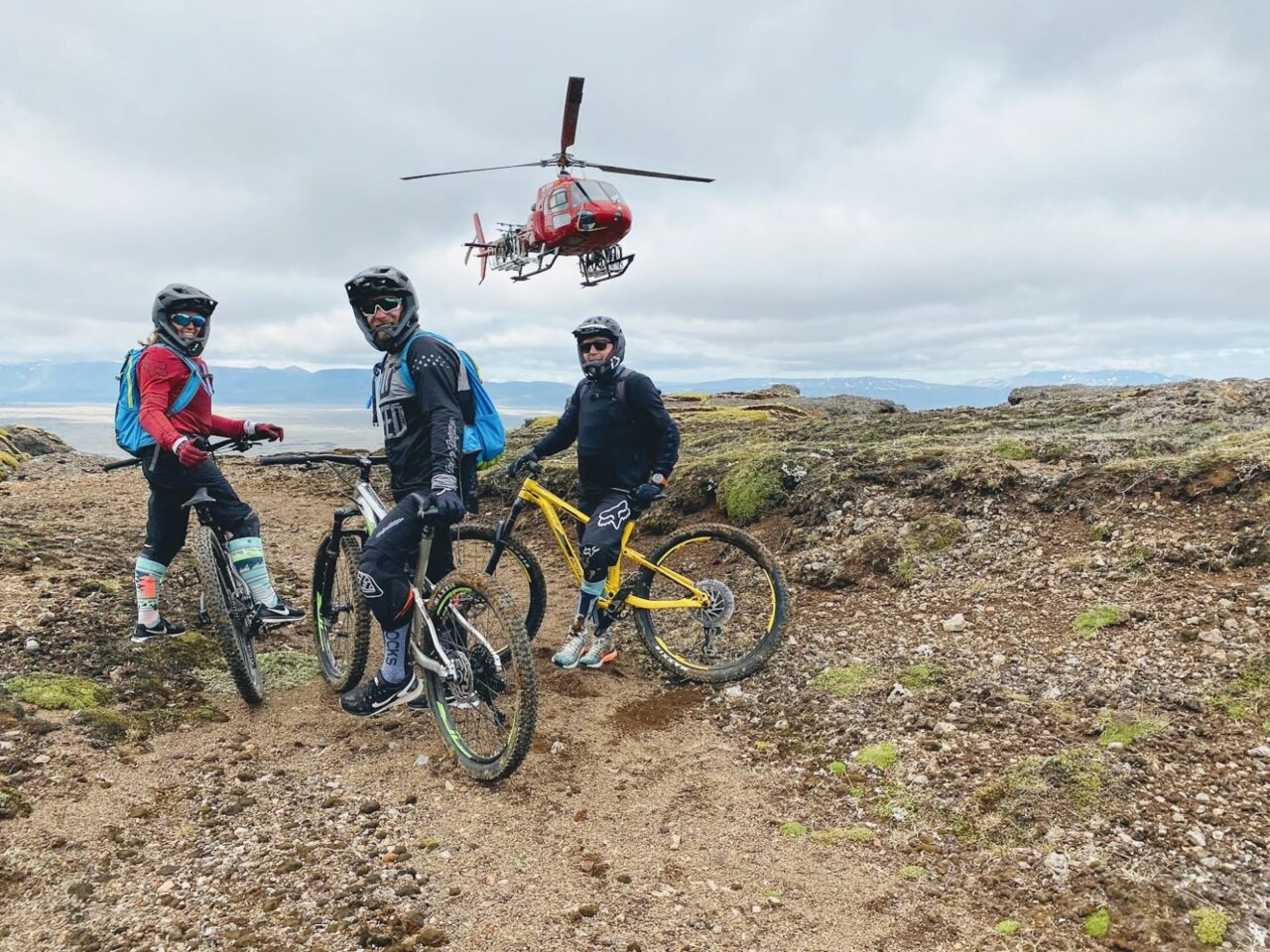 Tectonic / Heli Biking MTB Singletrack Iceland - Icebike Adventures